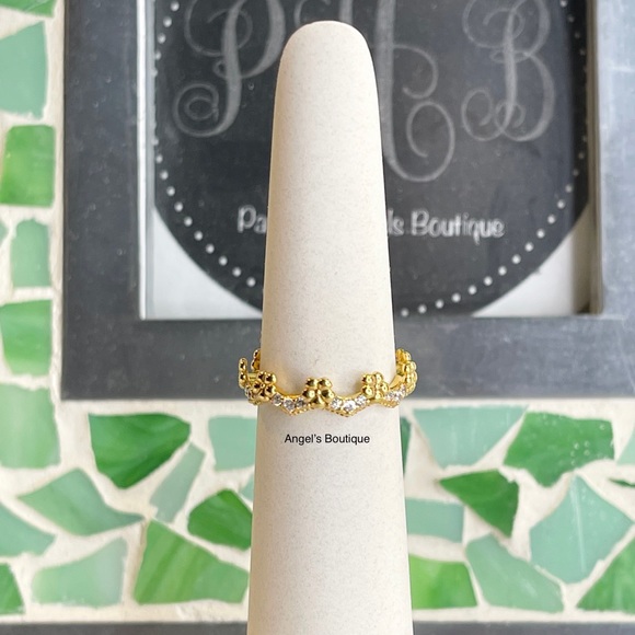 Pandora | Jewelry | Pandora Shine Enchanted Crown Ring | Poshmark